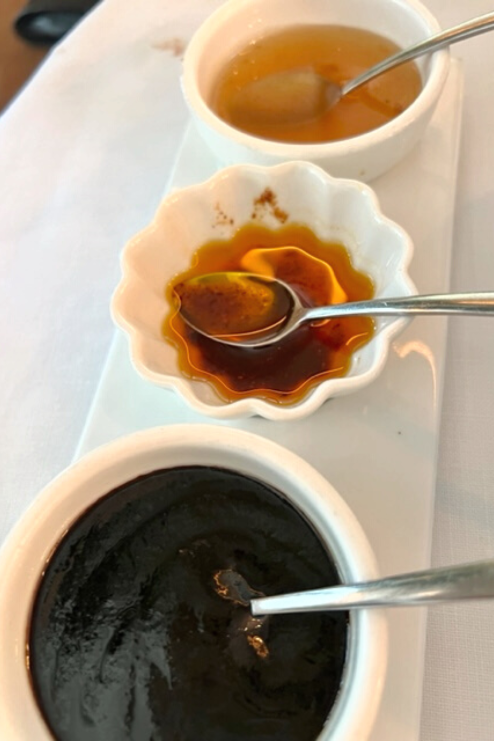 Salsas-para-Pato - LAS MANOS EN LA MESA